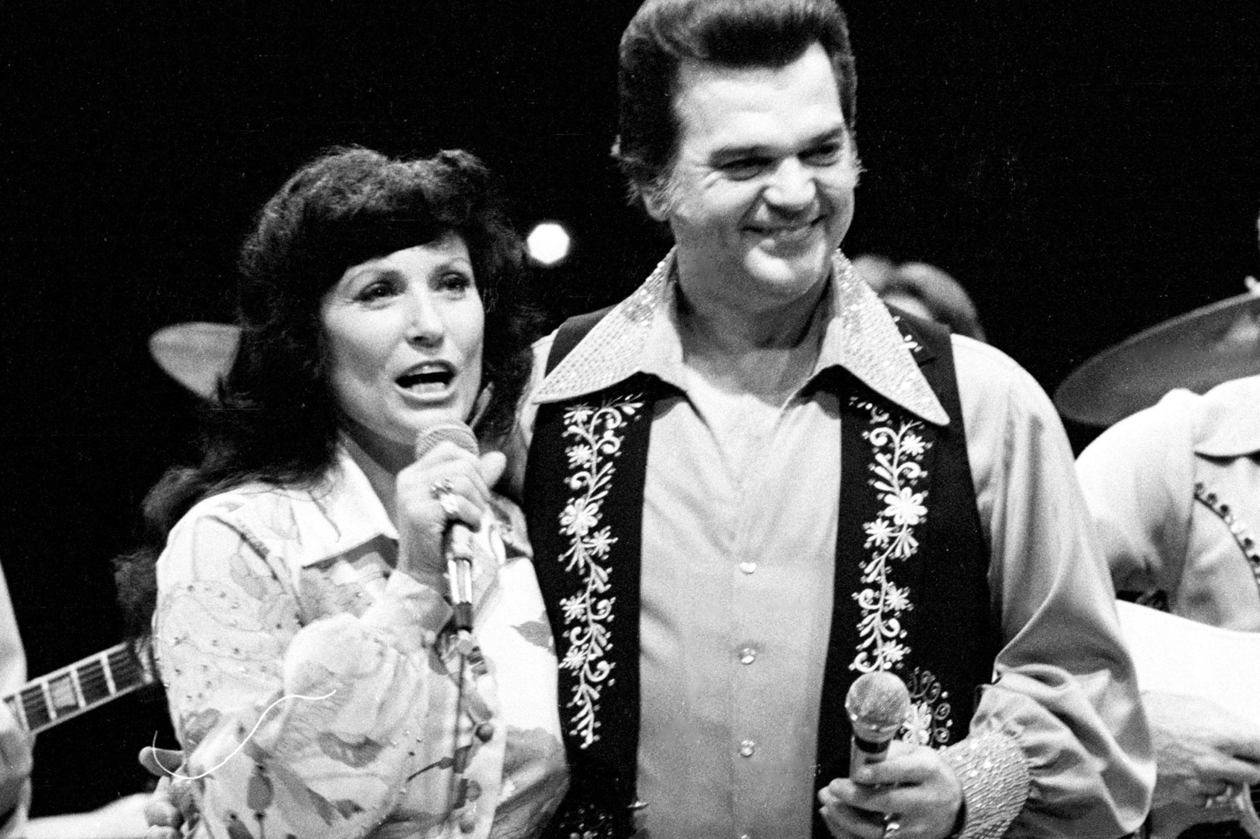 the-20-funniest-country-songs-of-all-time