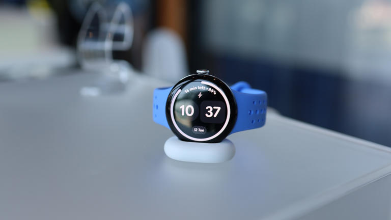 Qualcomm’s Snapdragon Wear Elite aims to power the next wave of AI ...