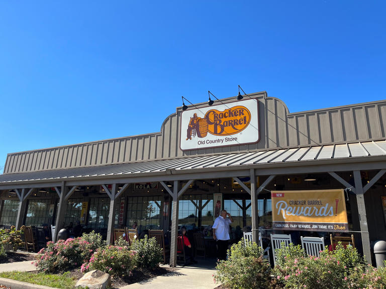 Cracker Barrel unveils new logo and it's not pleasing everyone: What to ...