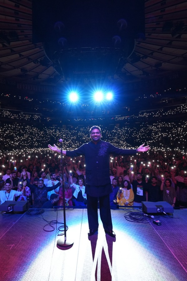 Why Does Zakir Khan’s Performance At Madison Square Garden Feel Like A ...