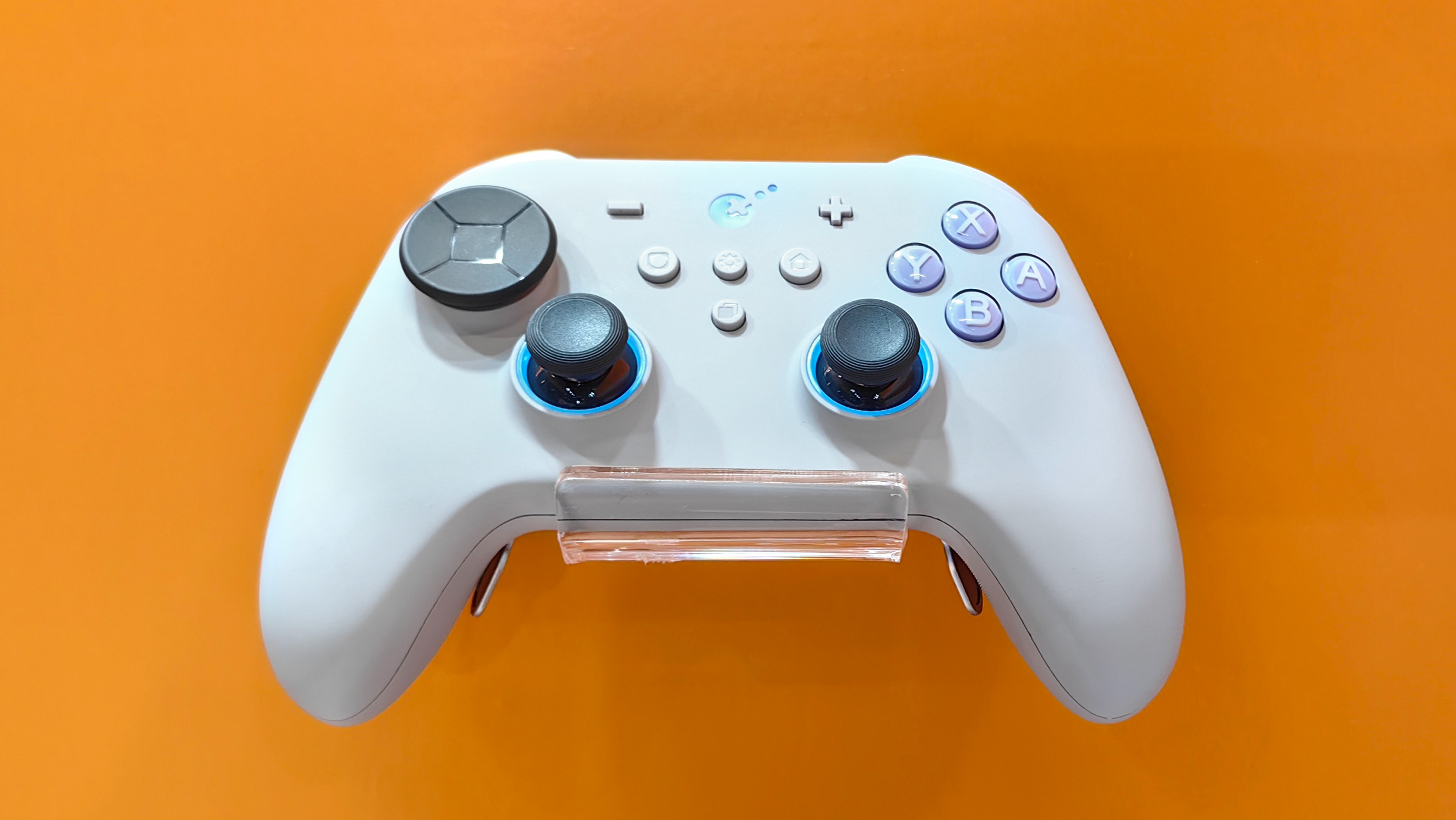 You can fine tune the resistance of the joysticks on GuliKit’s new ...