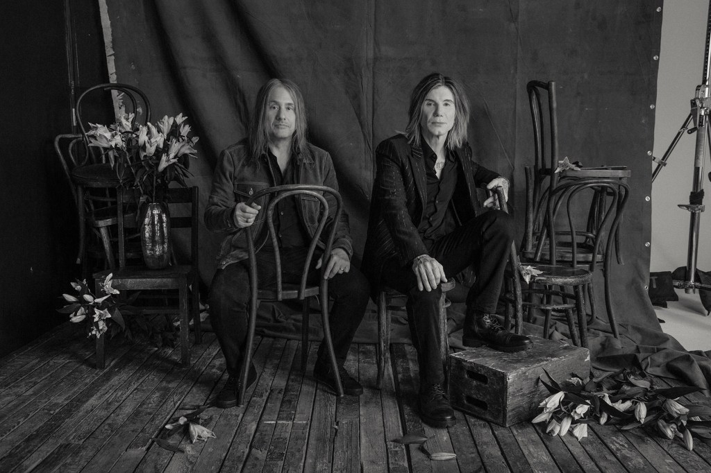 Goo Goo Dolls go ga-ga over Bills playing "Iris" as last song at ...