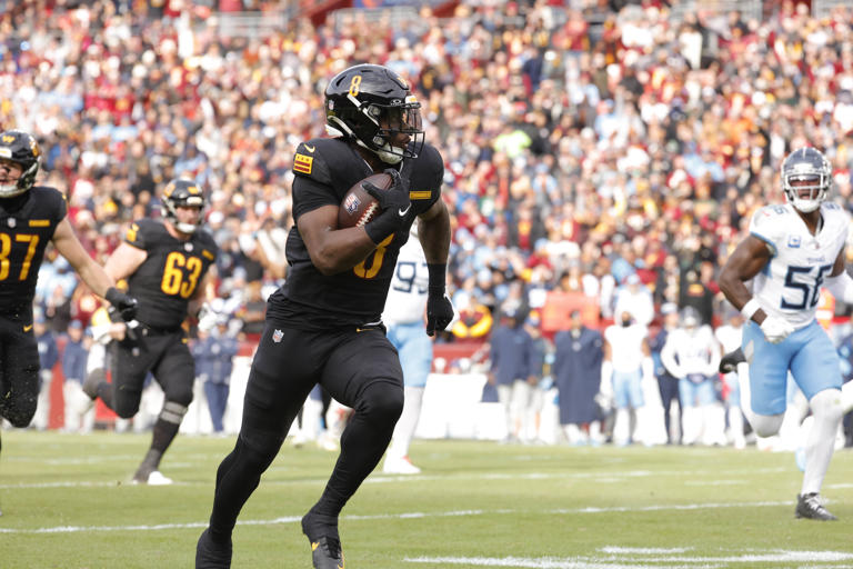 Best NFL running back trade candidates, free agents for 3 teams that ...
