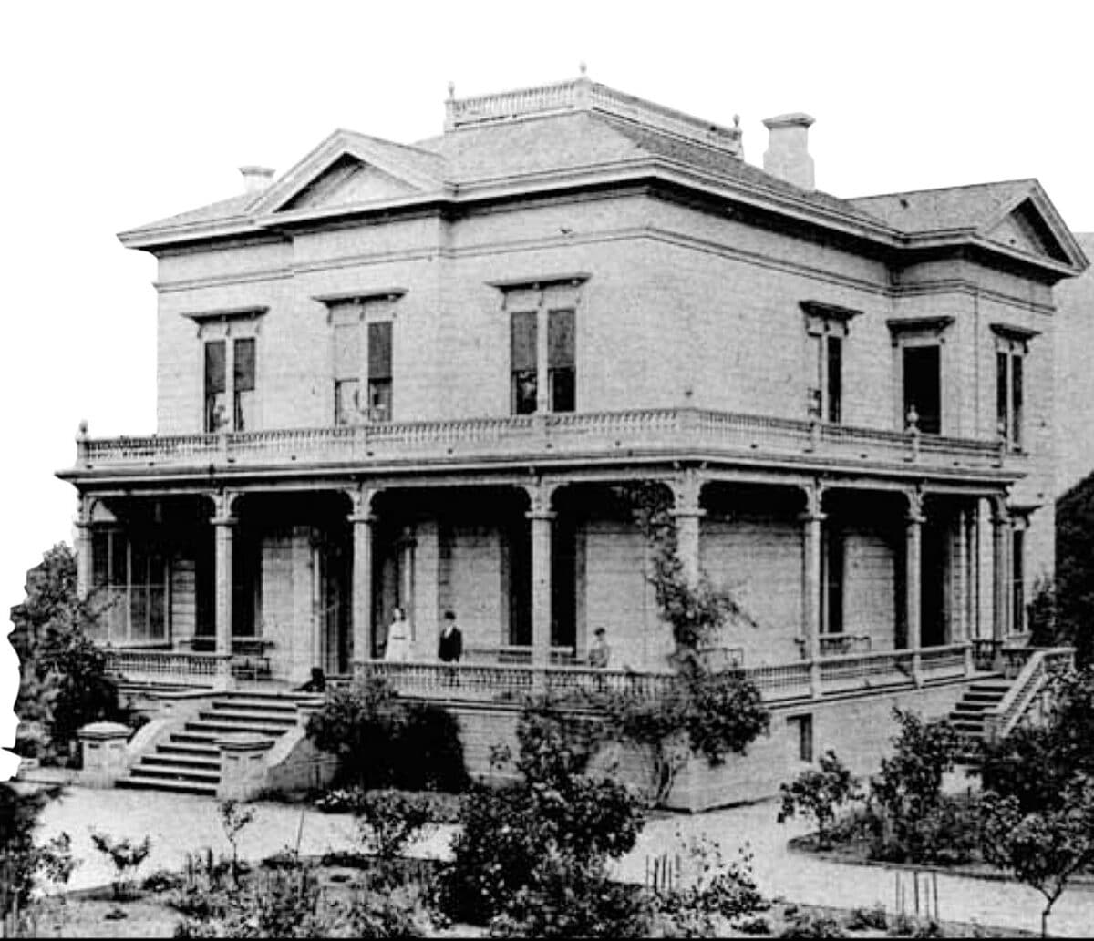 How Edwin Mastick’s Estate Became a Bungalow Heaven