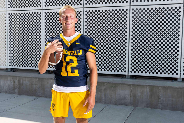 Hudsonville Football Preview: State runners-up looking to overcome ...
