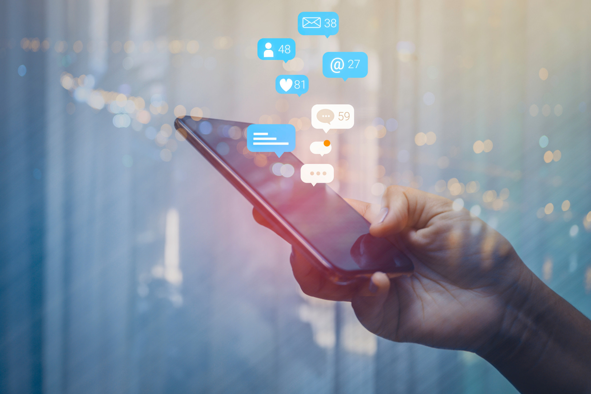 Cómo te espían las redes sociales y qué puedes hacer al respecto
