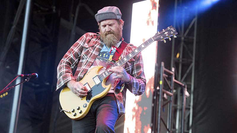 Brent Hinds, cofounder of Grammy-winning metal band Mastodon, dies in ...