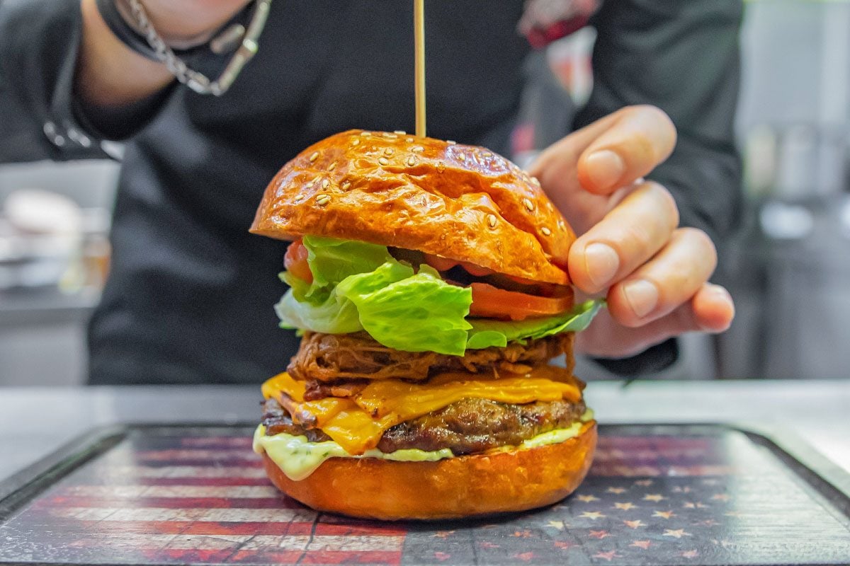 The Debate Is Over! Here’s the Best Way to Layer Toppings on Your ...
