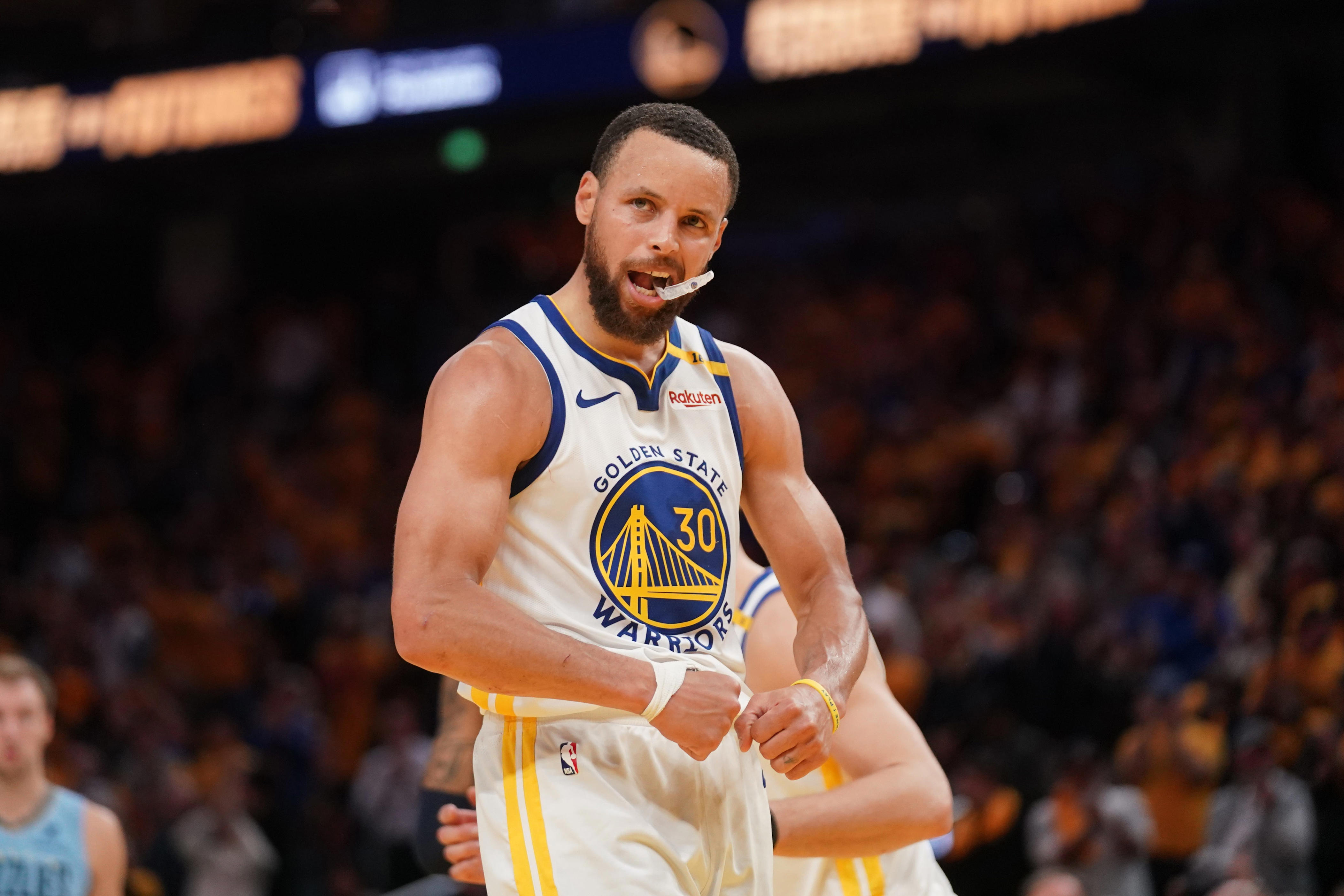 Steph Curry earns top-10 player rating in new NBA 2K26