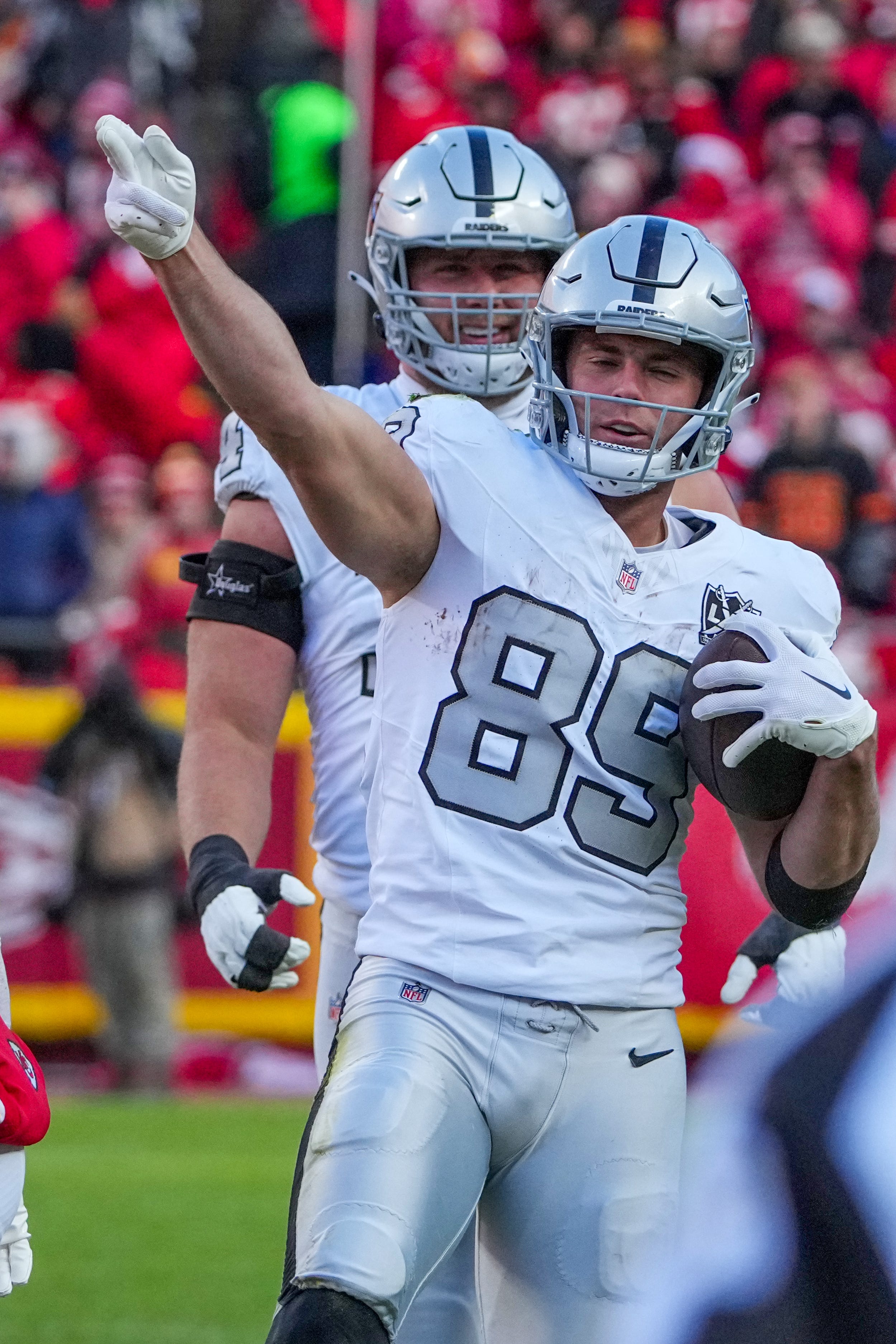 5 strongest positions for Raiders heading into Week 1 vs Patriots