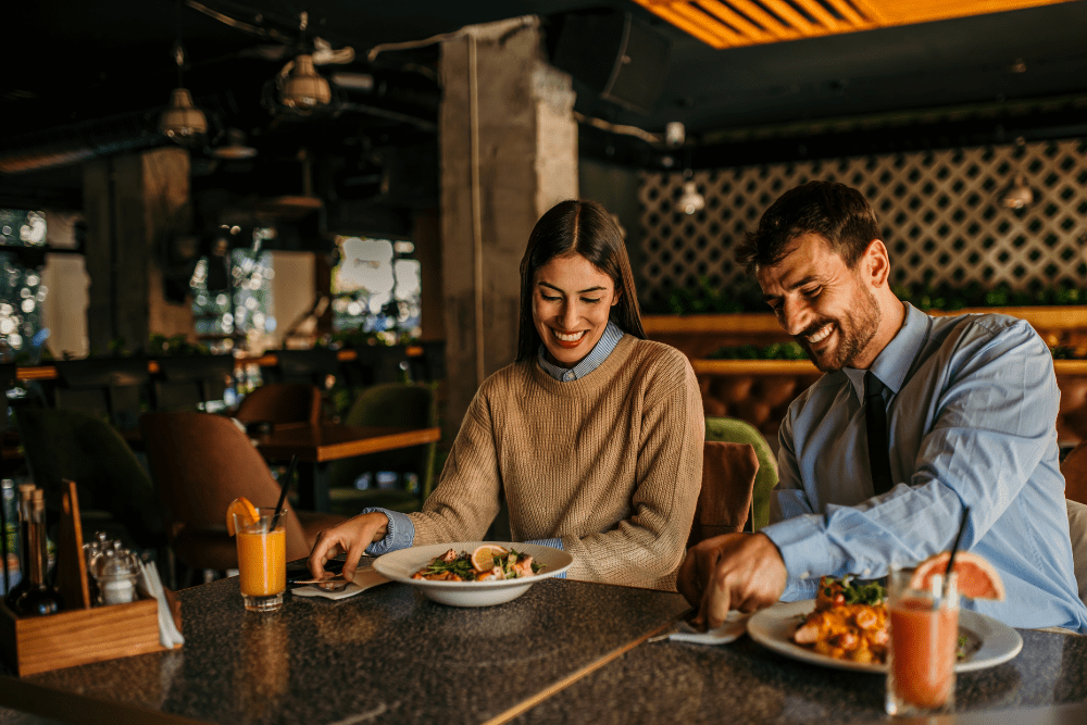The 10 Things Food Critics Secretly Judge When Dining Out