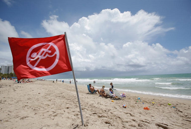 Dangerous rip current risk extended in tri-state area