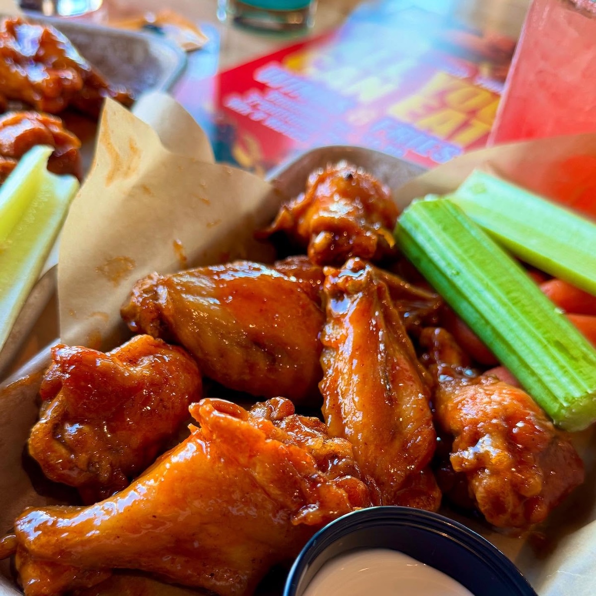 Buffalo Wild Wings Go Headed to Lakeland