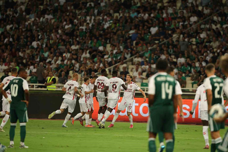 UEFA Avrupa Ligi: Panathinaikos: 2 - Samsunspor: 1 (Maç sonucu)