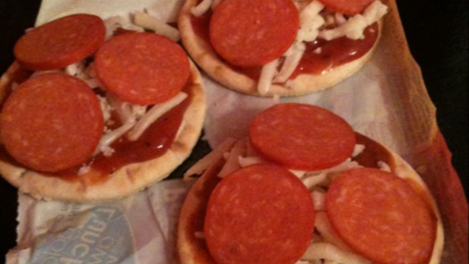 10 Nostalgic 90s Snacks You Can Still Find Today & 10 That Are Sadly ...