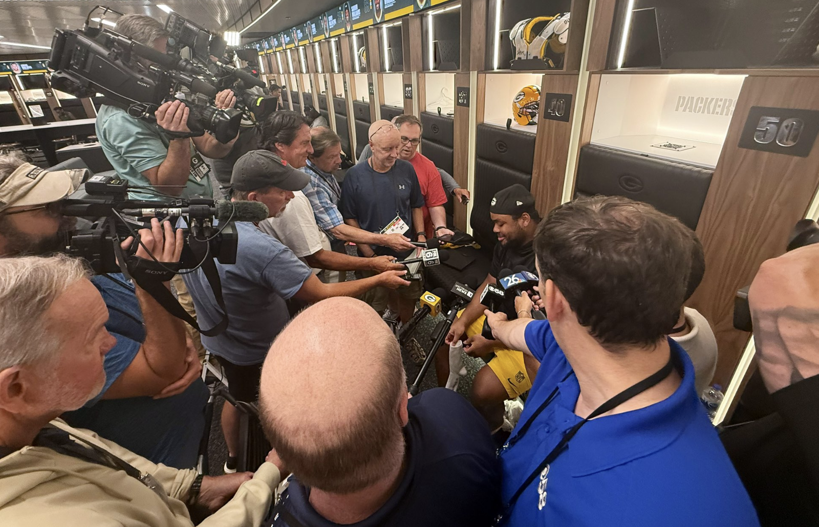 Viral video shows massive fight at Packers–Seahawks joint practice