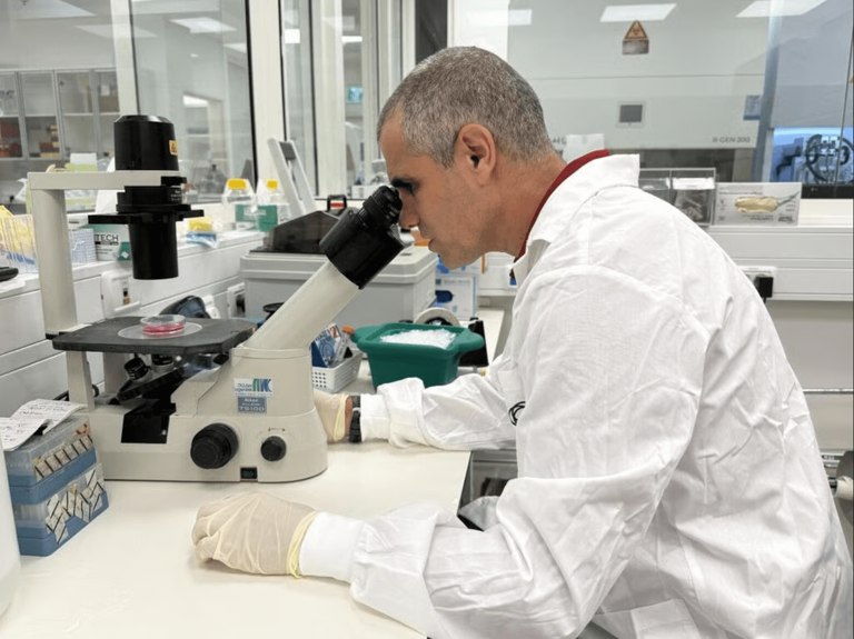 Israeli scientists to perform the world's first human spinal cord ...