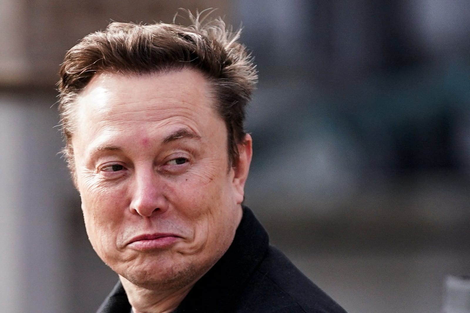 Elon Musk touts Trump's longtime foe as 'the only option'