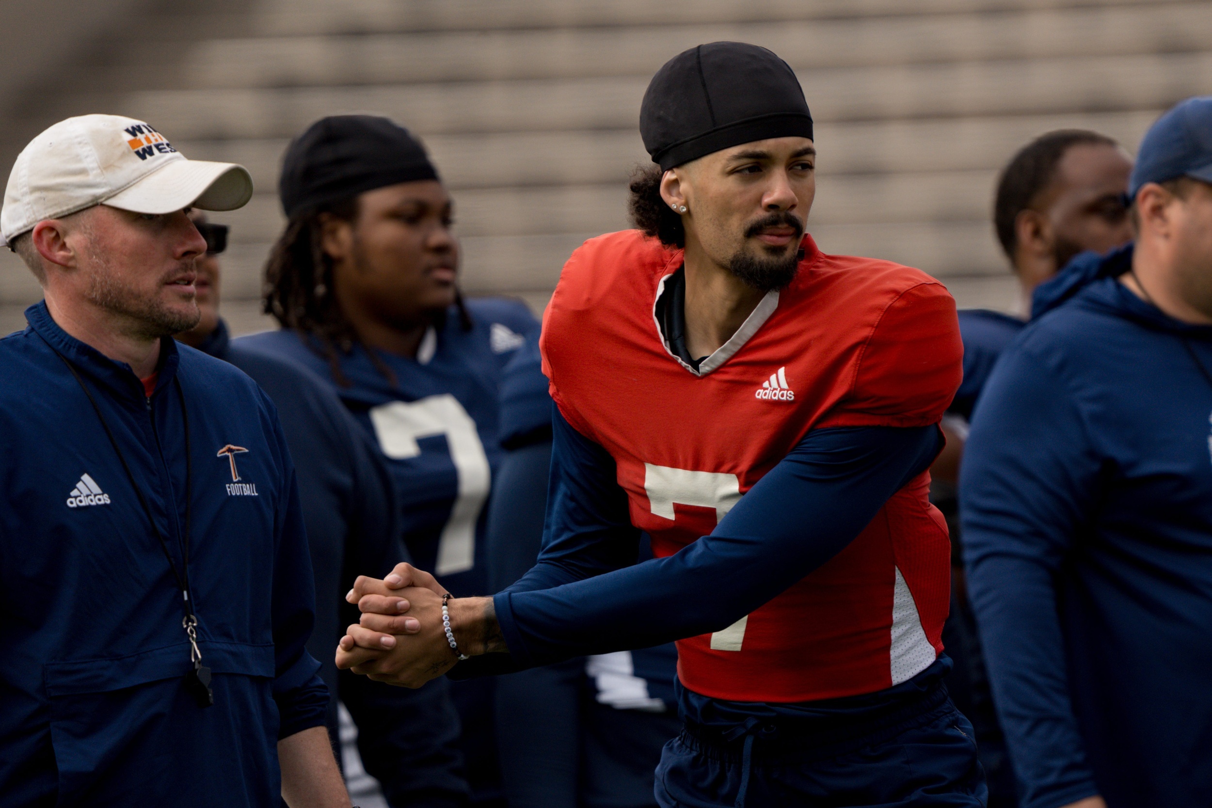 Top 2023 quarterback recruit set to make first career start