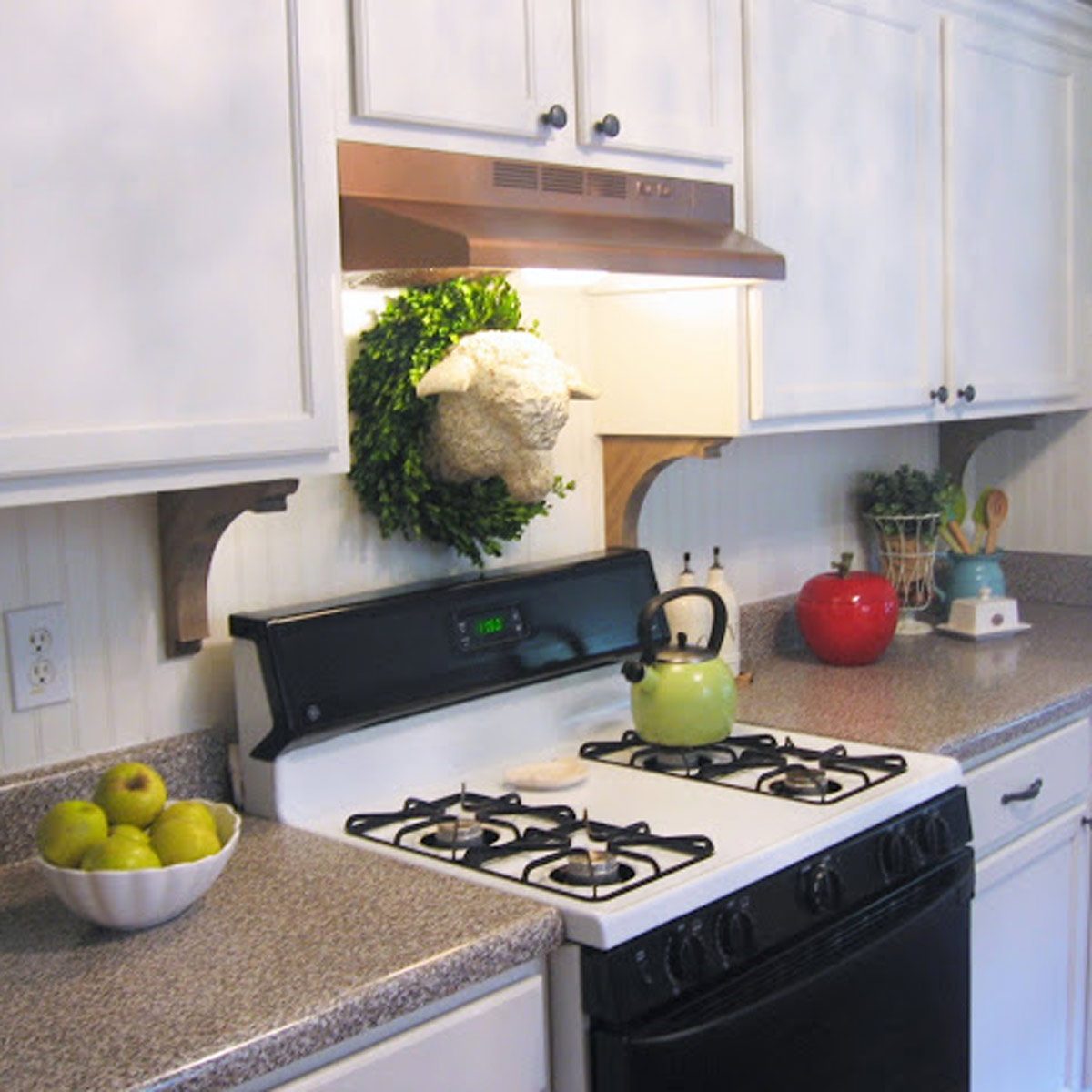 9 Creative Range Hood Cover Ideas