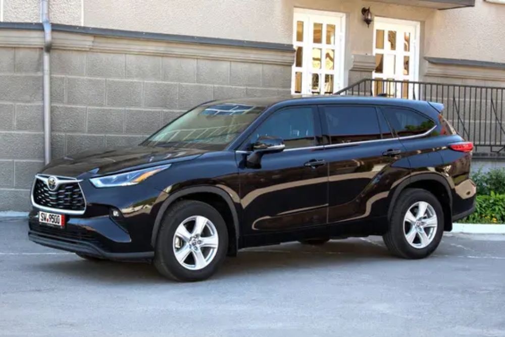 16 Best Family Cars for Busy Parents