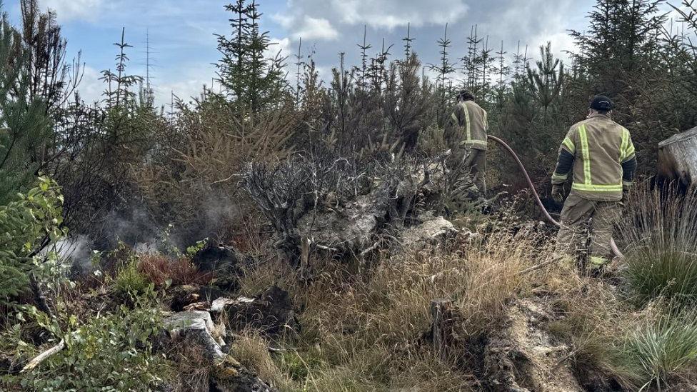 Mine staff evacuated as moor fire continues