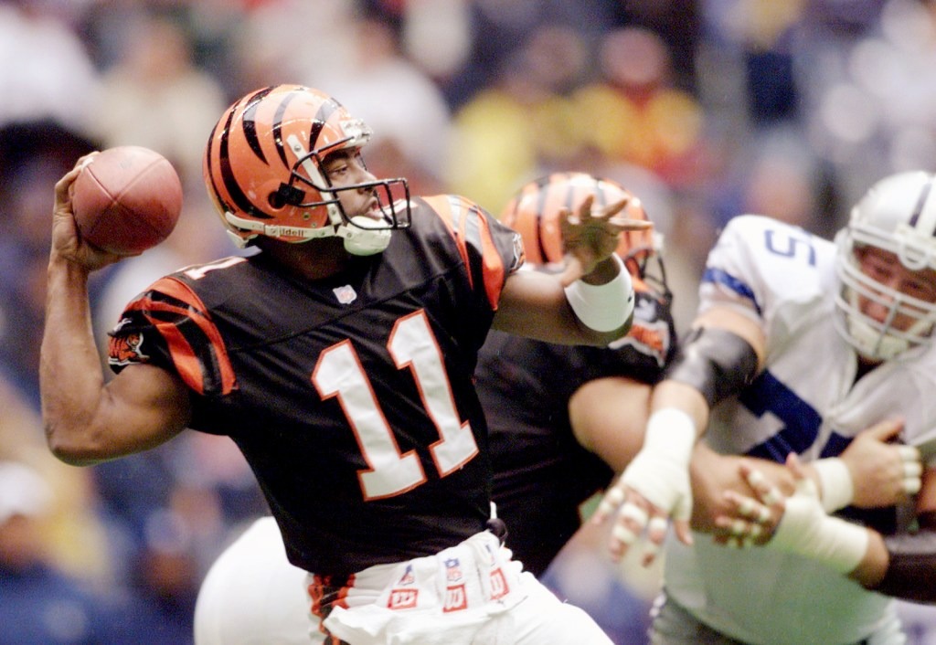 Ranking the 10 Worst Quarterbacks in NFL History