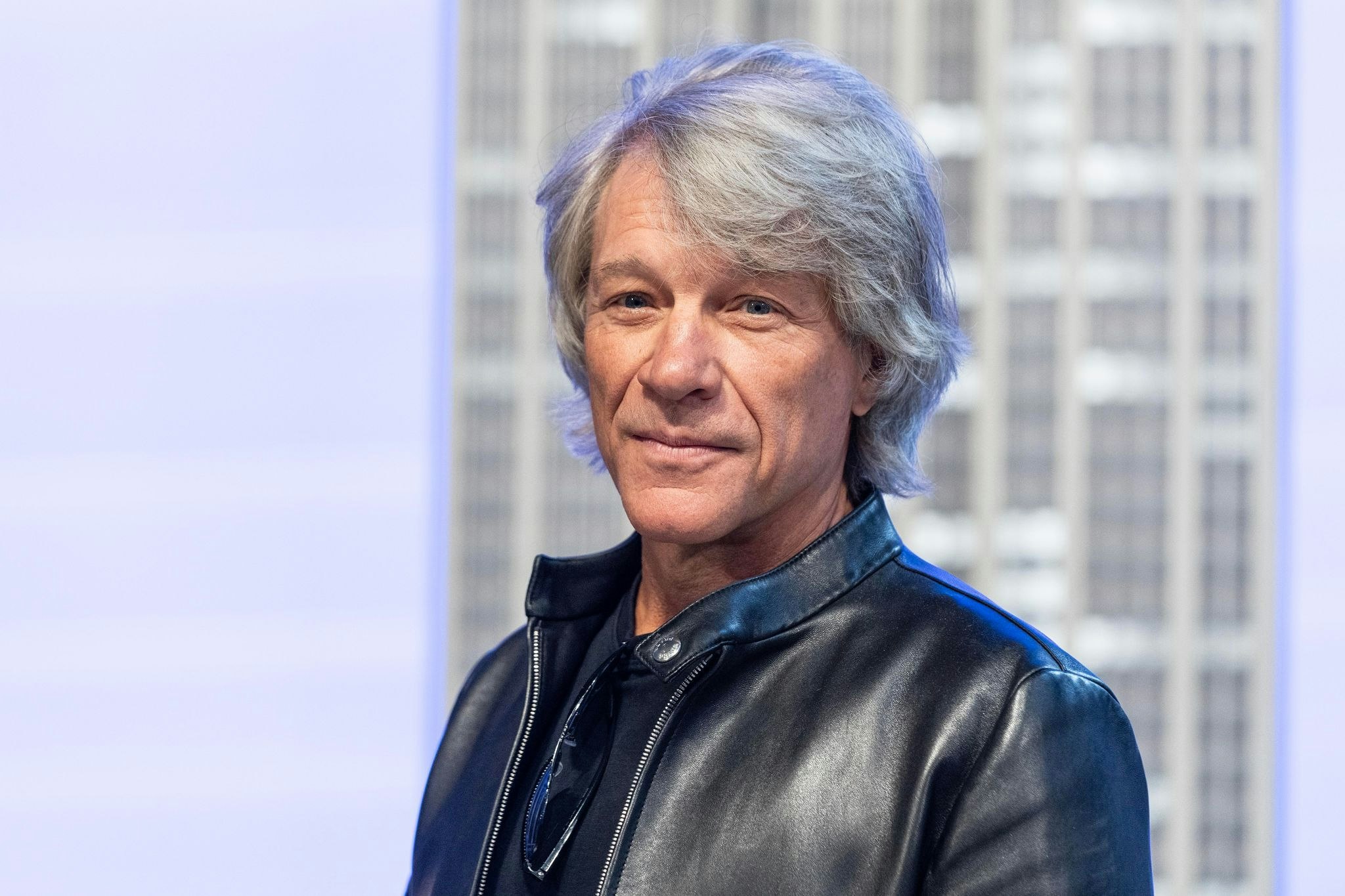 Jon Bon Jovi ist jetzt Opa: „Stranger Things“-Star Millie Bobby Brown ...