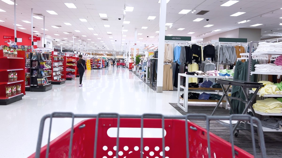 Target’s New $25 ‘Chic and Practical’ Shoulder Bag Looks Just Like a ...