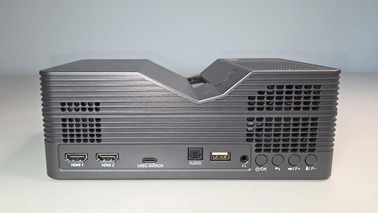 AAXA M8 Ultra Short Throw Projector