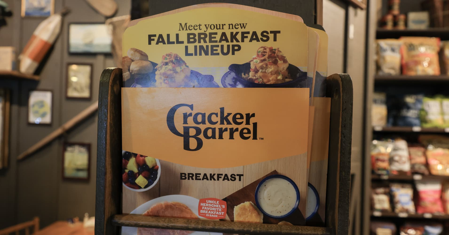 Cracker Barrel faces social media pushback on new logo, brand refresh