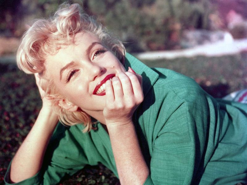 36 Actresses from Old Hollywood's Glamour Era