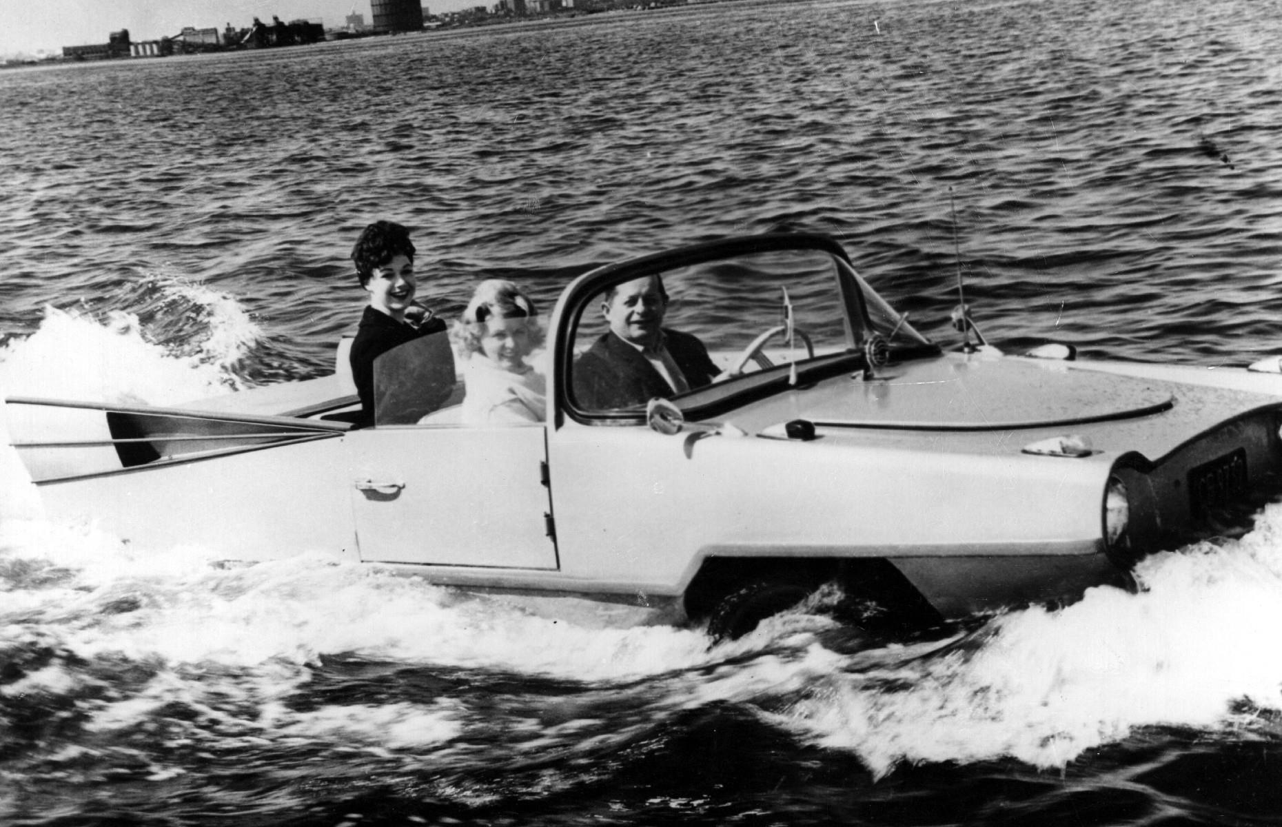 8 futuristic products that epically failed