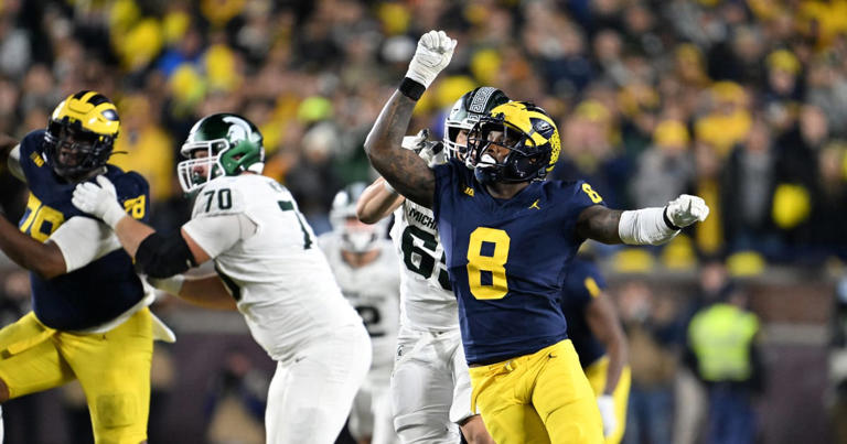 Derrick Moore credits past Michigan leaders for his growth, becoming ...