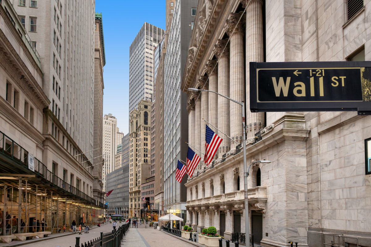 Ο S&P 500 φτάνει τις 6.500 μονάδες για πρώτη φορά, καθώς τα ...