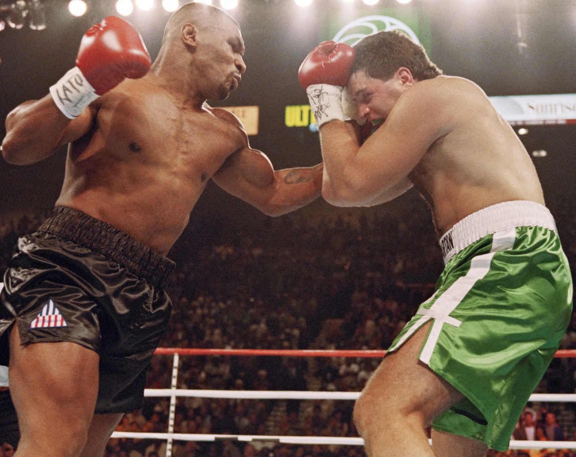 Bước ngoặt từ trận tái xuất của Mike Tyson sau khi ra tù