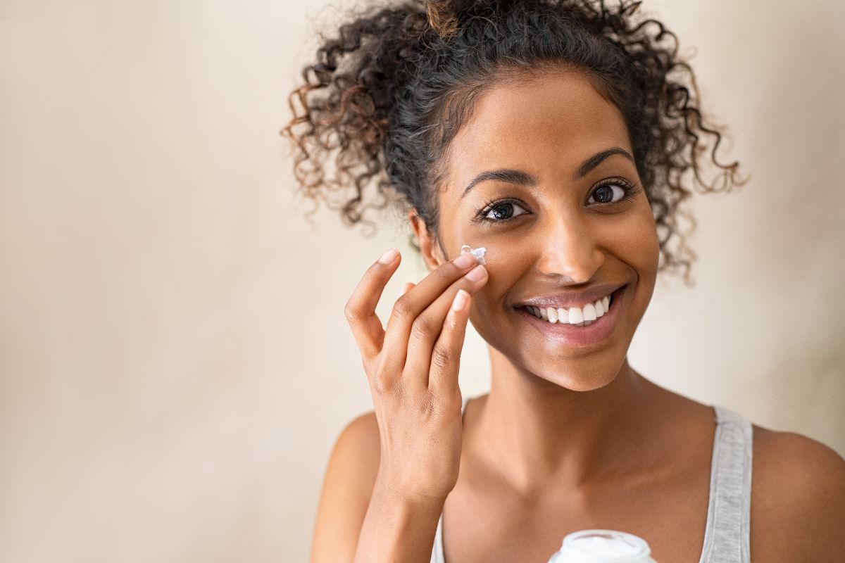 How to Build a Simple, All-Natural Skincare Routine for Glowing Skin