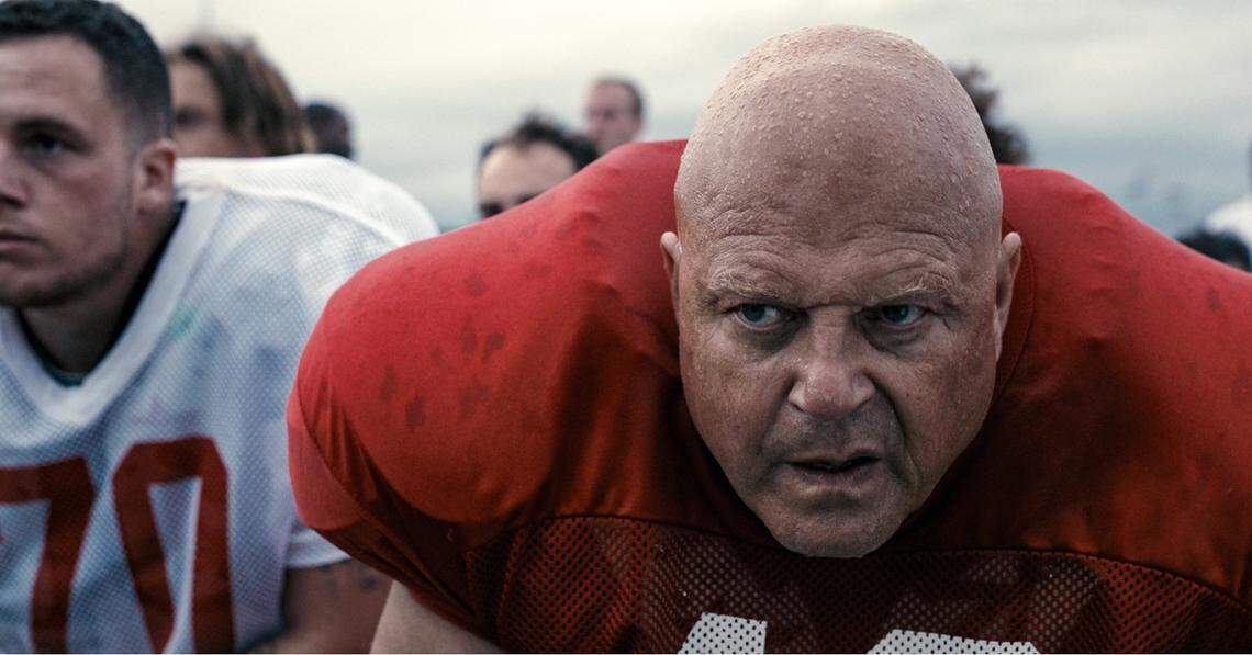 Michael Chiklis-led football movie ‘The Senior' to hold premiere in ...