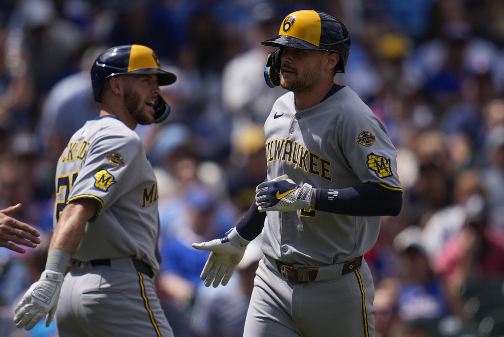 Brice Turang hits a 2-run homer as Brewers widen NL Central lead over ...