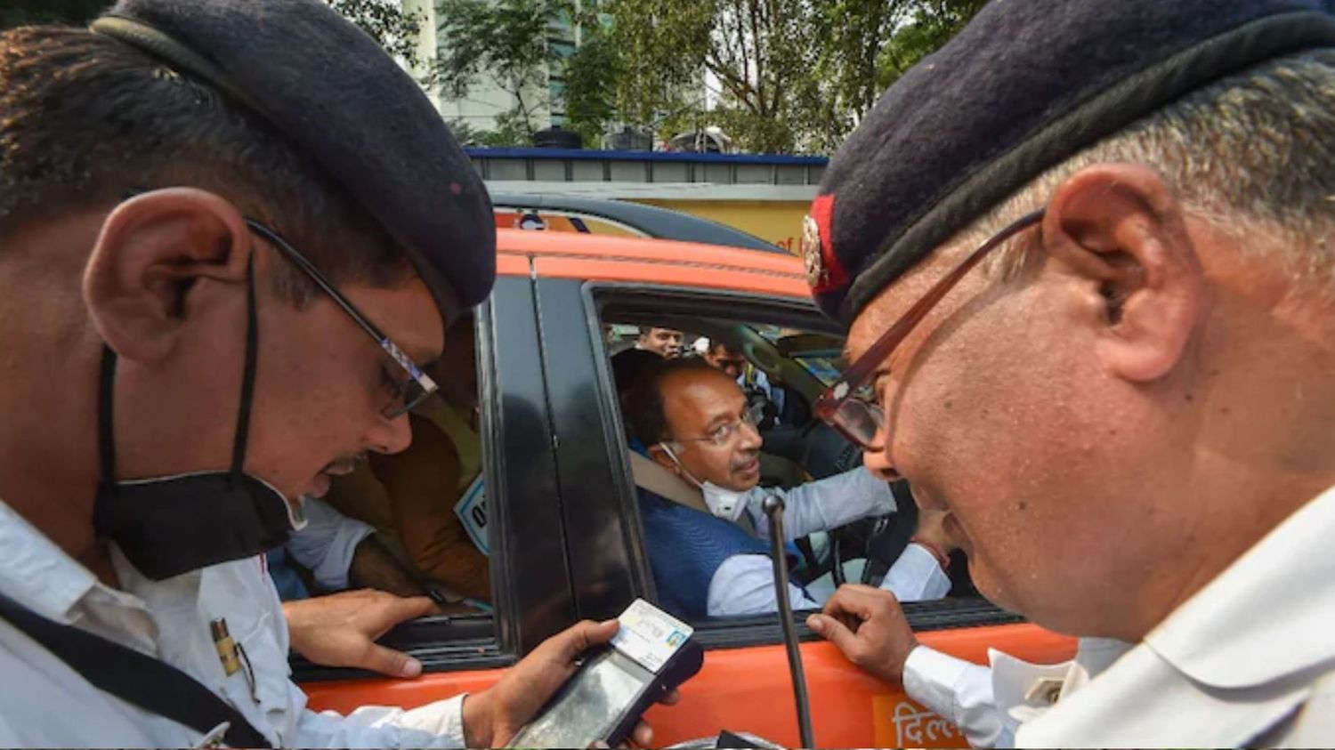 ई-चालान का भुगतान कैसे करें? जानिए ऑनलाइन और ऑफलाइन प्रोसेस