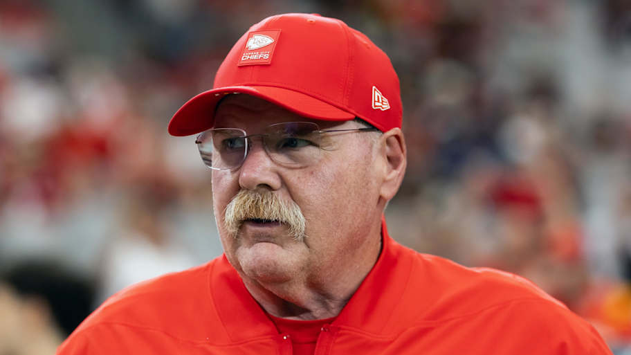 Kansas City Chiefs Boost Patrick Mahomes' Protection With Oregon ...