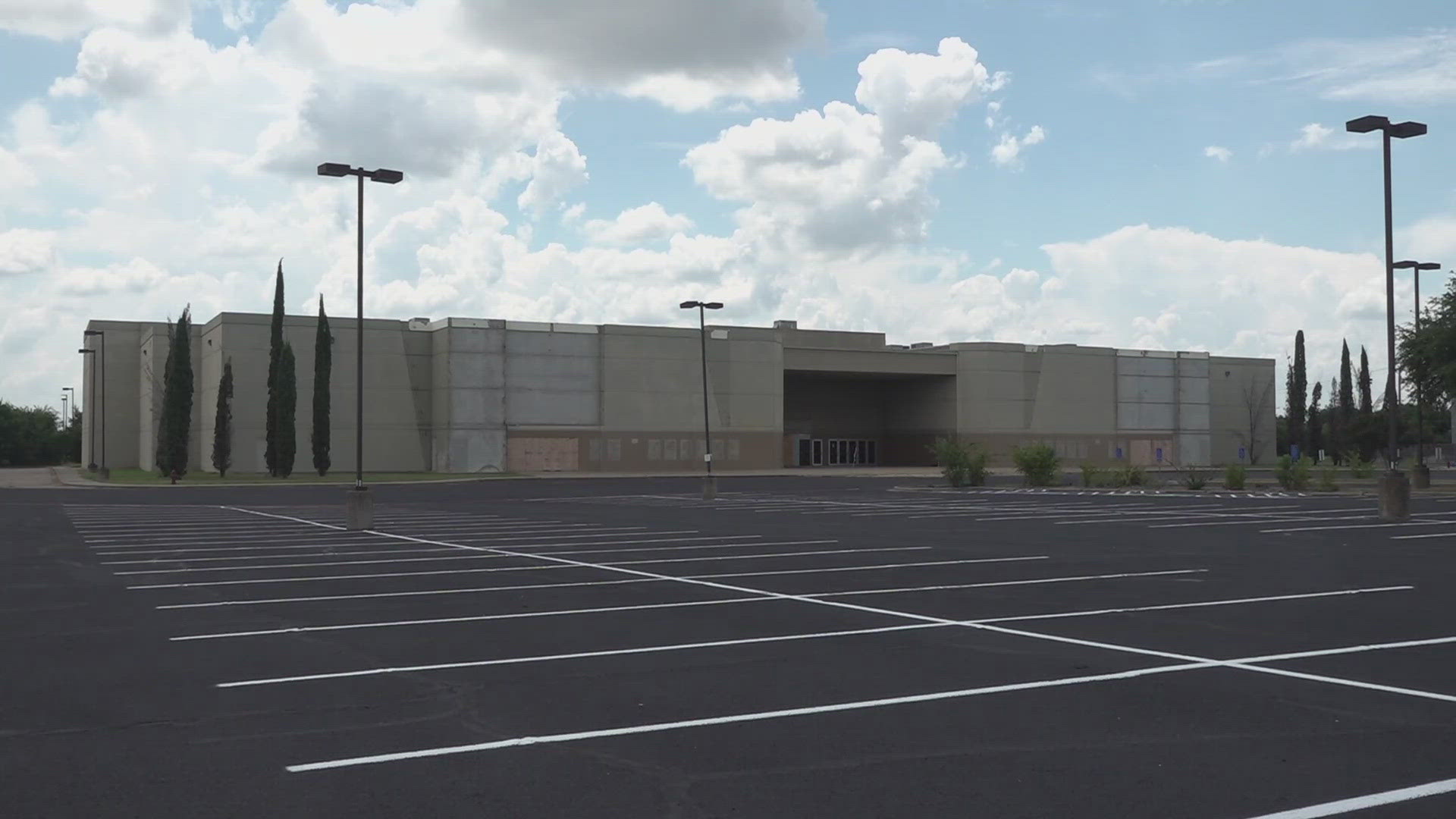 Old Regal Jewel Theatre to become Waco Warrior Fieldhouse, aimed at ...