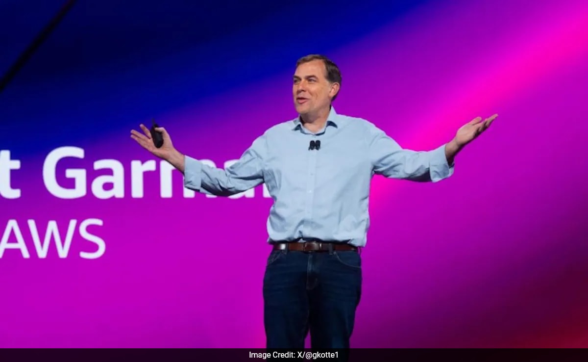 Amazon Cloud Boss Calls Replacing Junior Workers With AI 'Dumbest' Idea