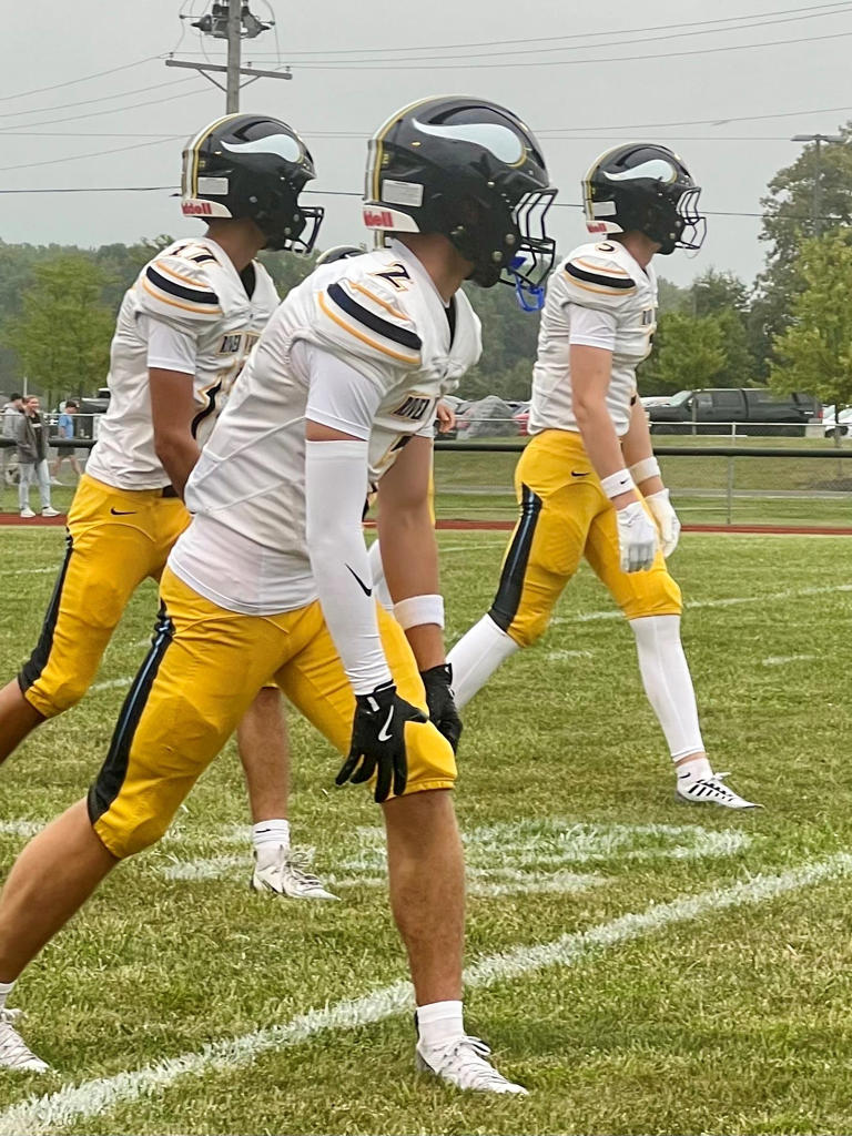 River Valley, Elgin renew their football rivalry to open the Marion ...