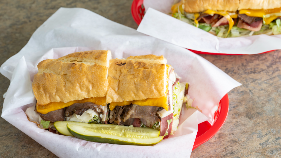 Mosa Sandwich Makers opens in Lakewood along South Tacoma Way