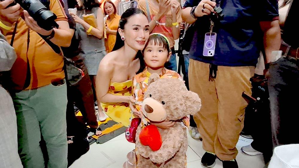 Heart Evangelista shares sweet moment with young fan Eunice