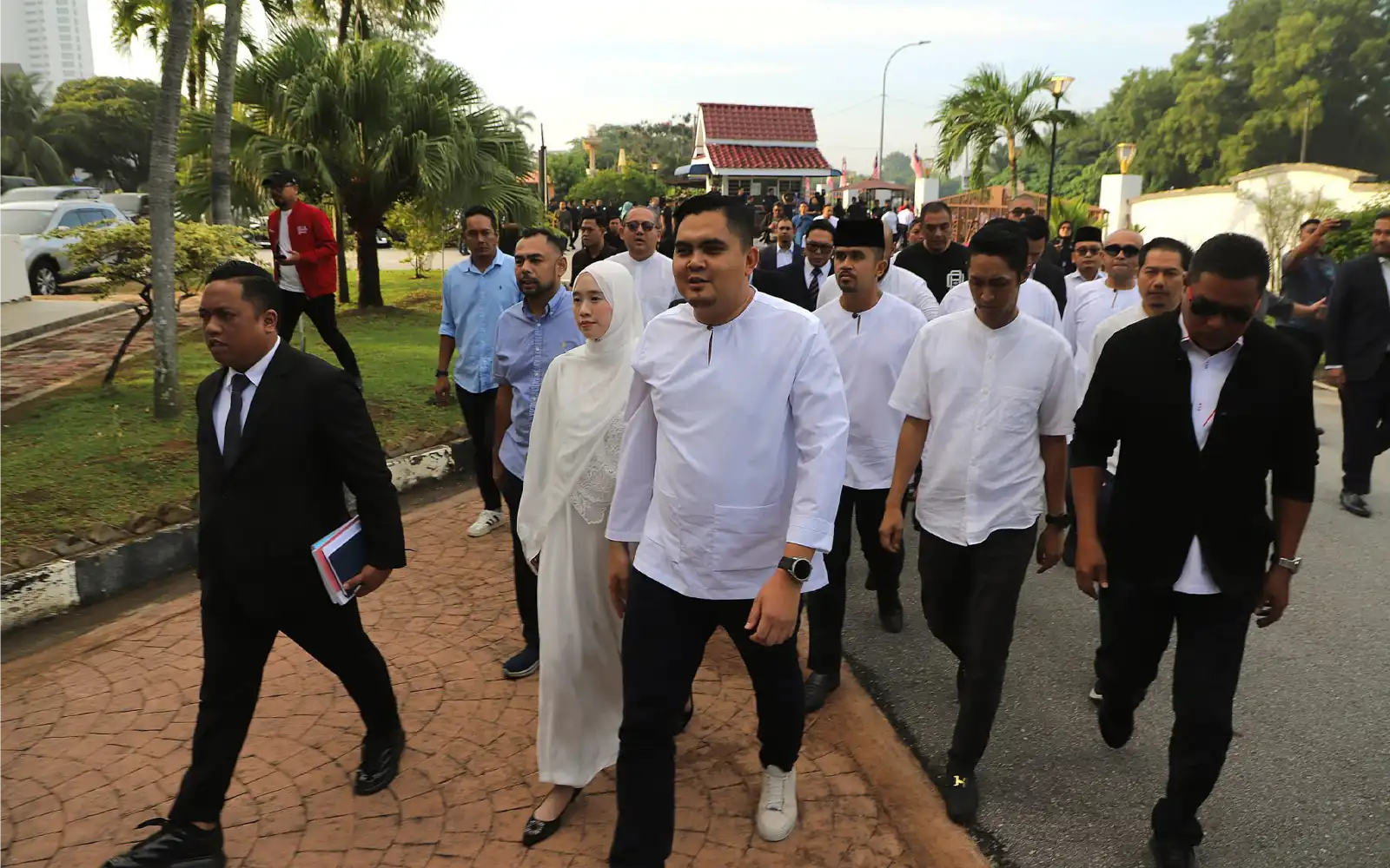 Akmal Saleh charged over Facebook post on Jalur Gemilang