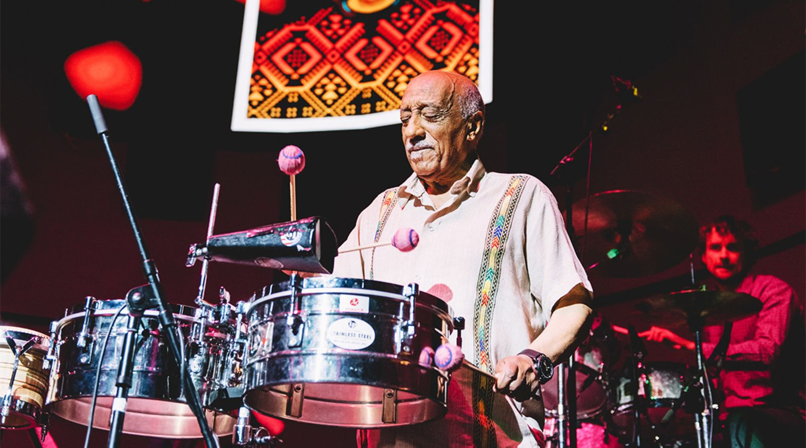 Ο θρυλικός Mulatu Astatke φέρνει την Ethio Jazz στο Θέατρο Βράχων