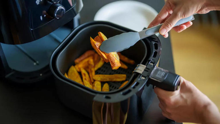 Are air-fried foods healthy? Top US doc explains