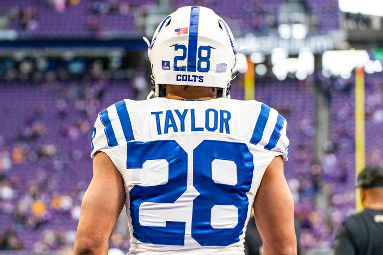 2026 running back fantasy football rankings (half-PPR)